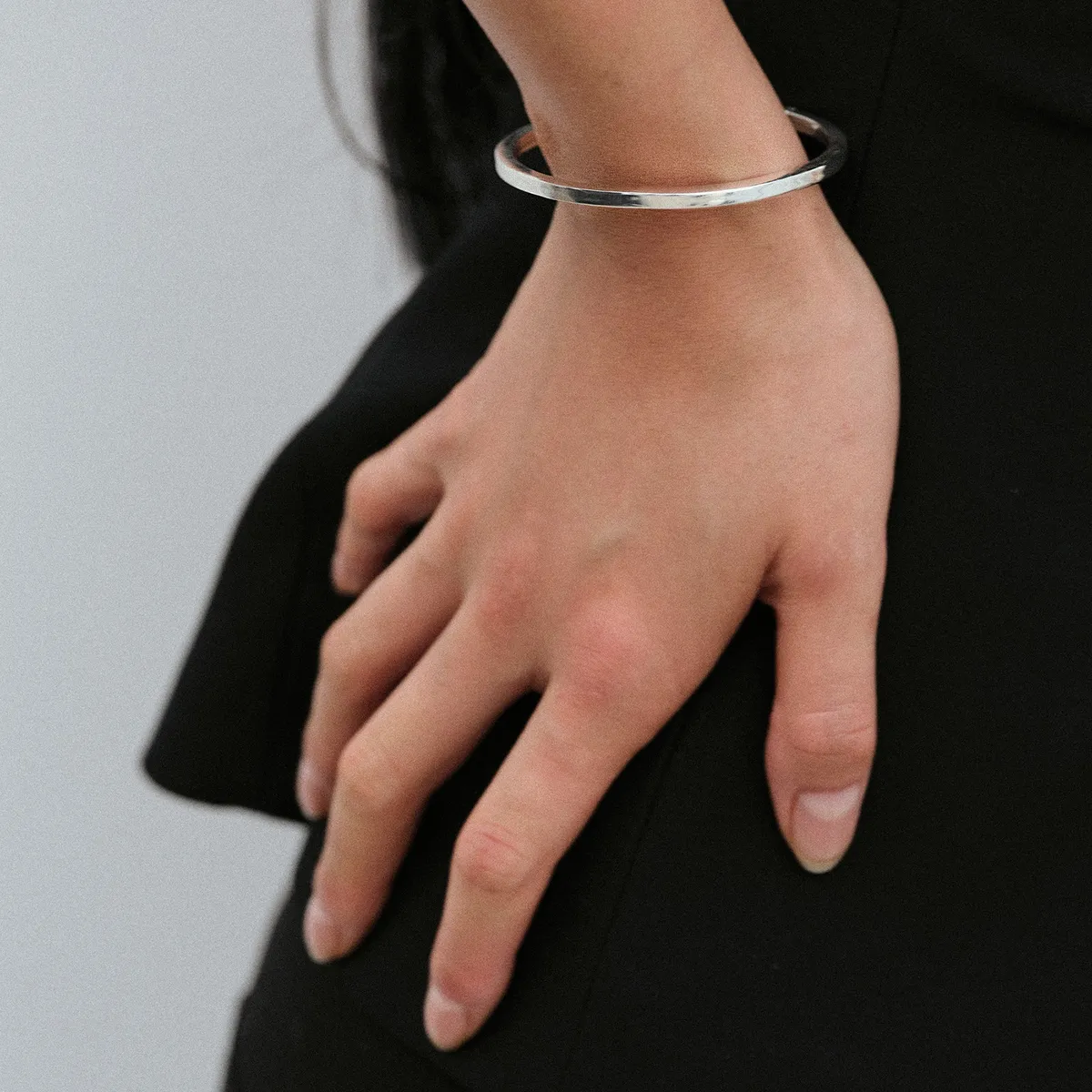 Classic Square Bangle (silver925) - 감도 깊은 취향 셀렉트샵 29CM
