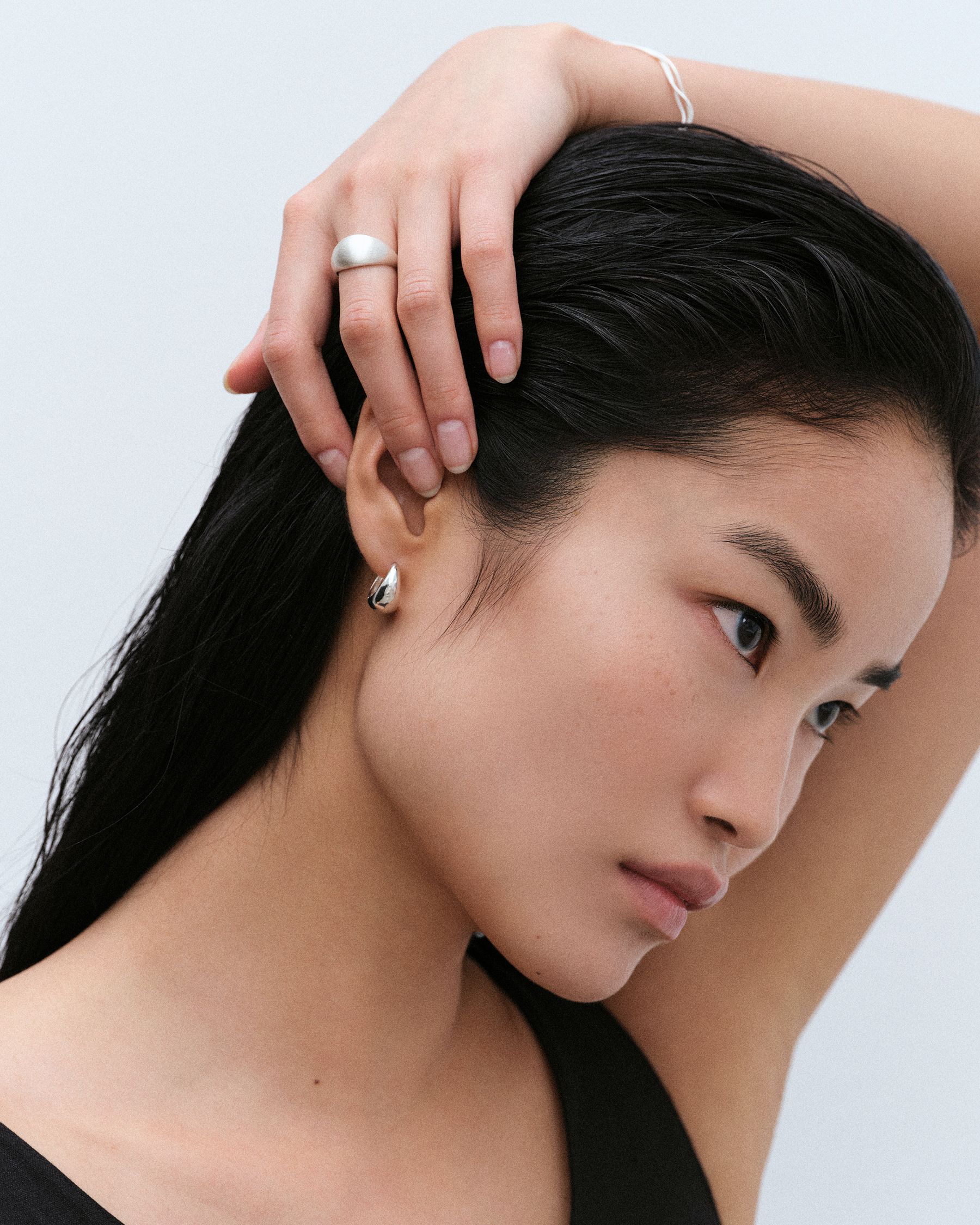 Glow Earring Large (silver925)(2coor) - 감도 깊은 취향 셀렉트샵 29CM