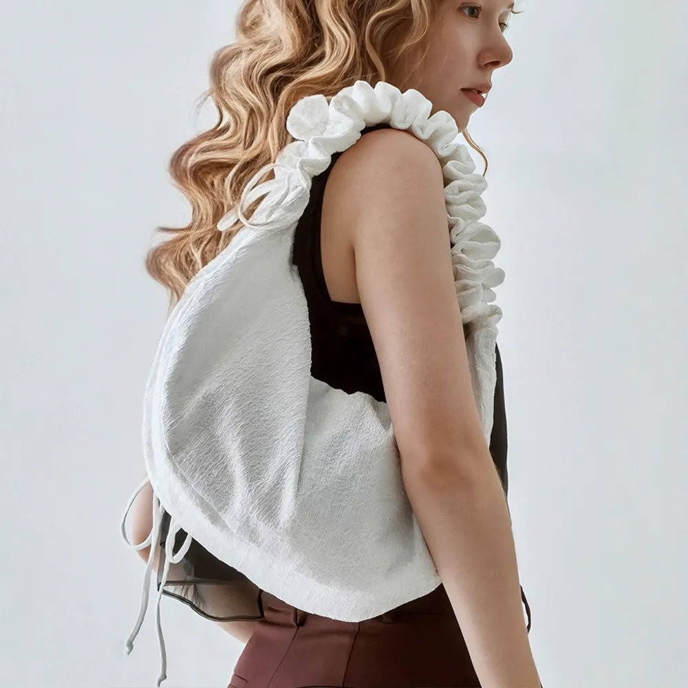 Half moon ruffle shoulder bag - 감도 깊은 취향 셀렉트샵 29CM