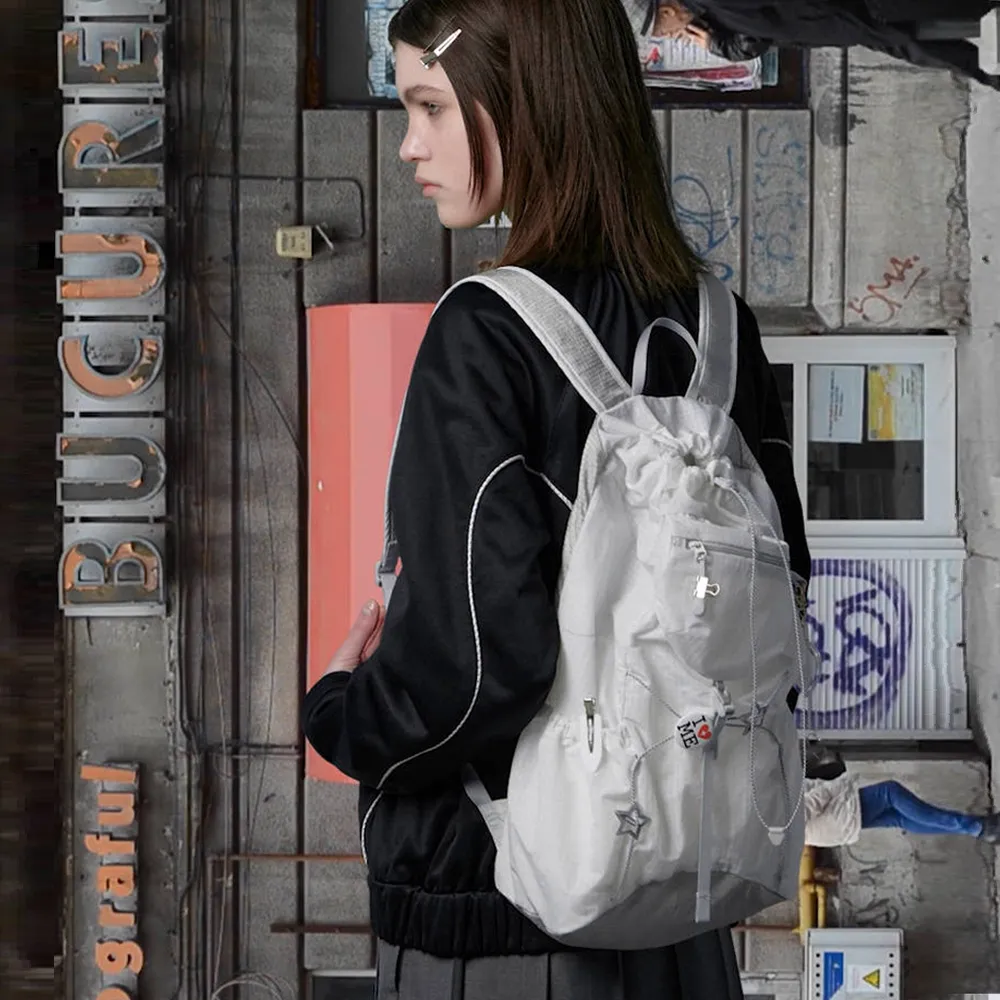 AIRY POCKET BACKPACK - WHITE - 감도 깊은 취향 셀렉트샵 29CM