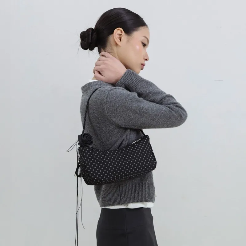 나비에 도트 숄더백 Navie Bag Dot - 블랙 - 감도 깊은 취향 셀렉트샵 29CM