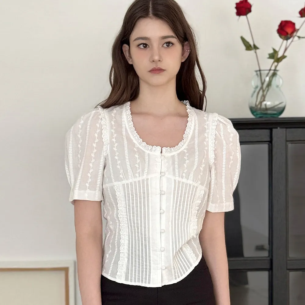 Mue lace White Blouse - 감도 깊은 취향 셀렉트샵 29CM