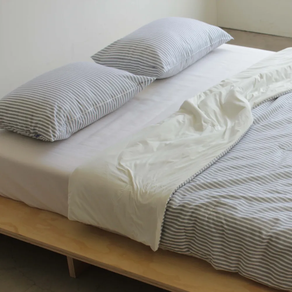 [29CM 단독] BK101 (Q-MAX테스트 완료) 양면 냉감 순면 여름이불 블랙체인 스트라이프 SS/QK - 감도 깊은 취향 셀렉트샵 29CM