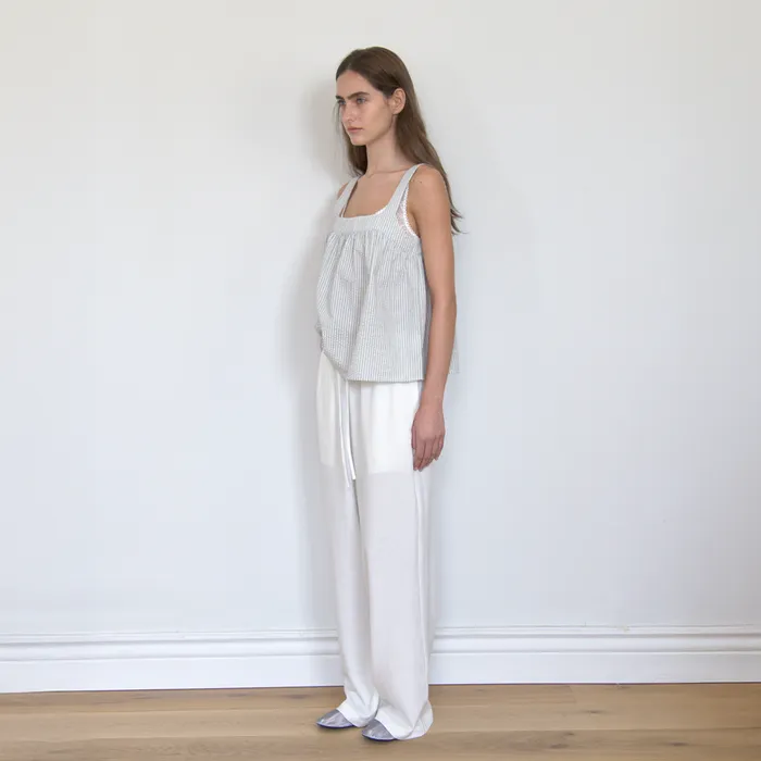 [강수PICK/3rd] Striped Seersucker Blouse_Blue - 감도 깊은 취향 셀렉트샵 29CM