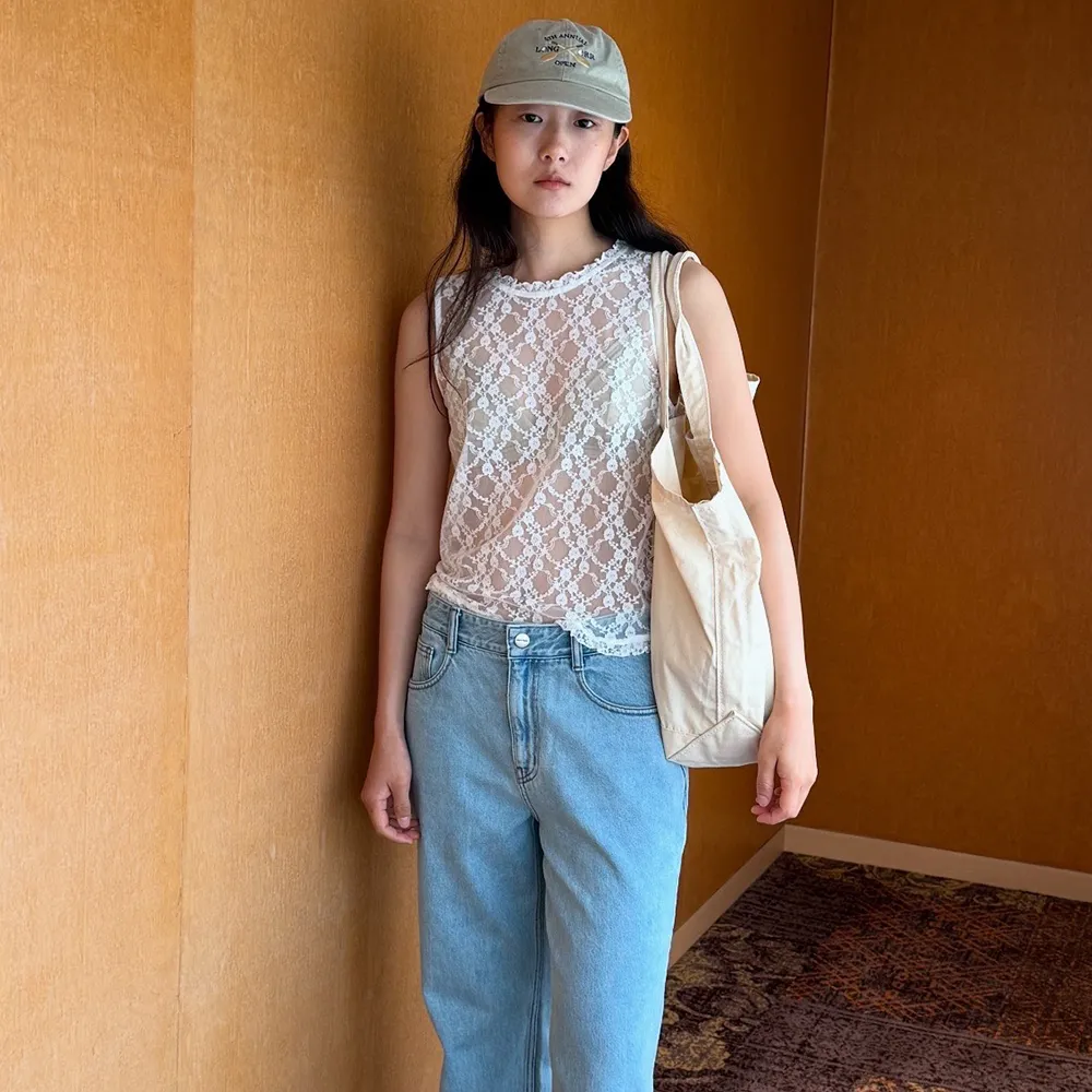 Lace Petite Sleeveless Top (White) - 감도 깊은 취향 셀렉트샵 29CM