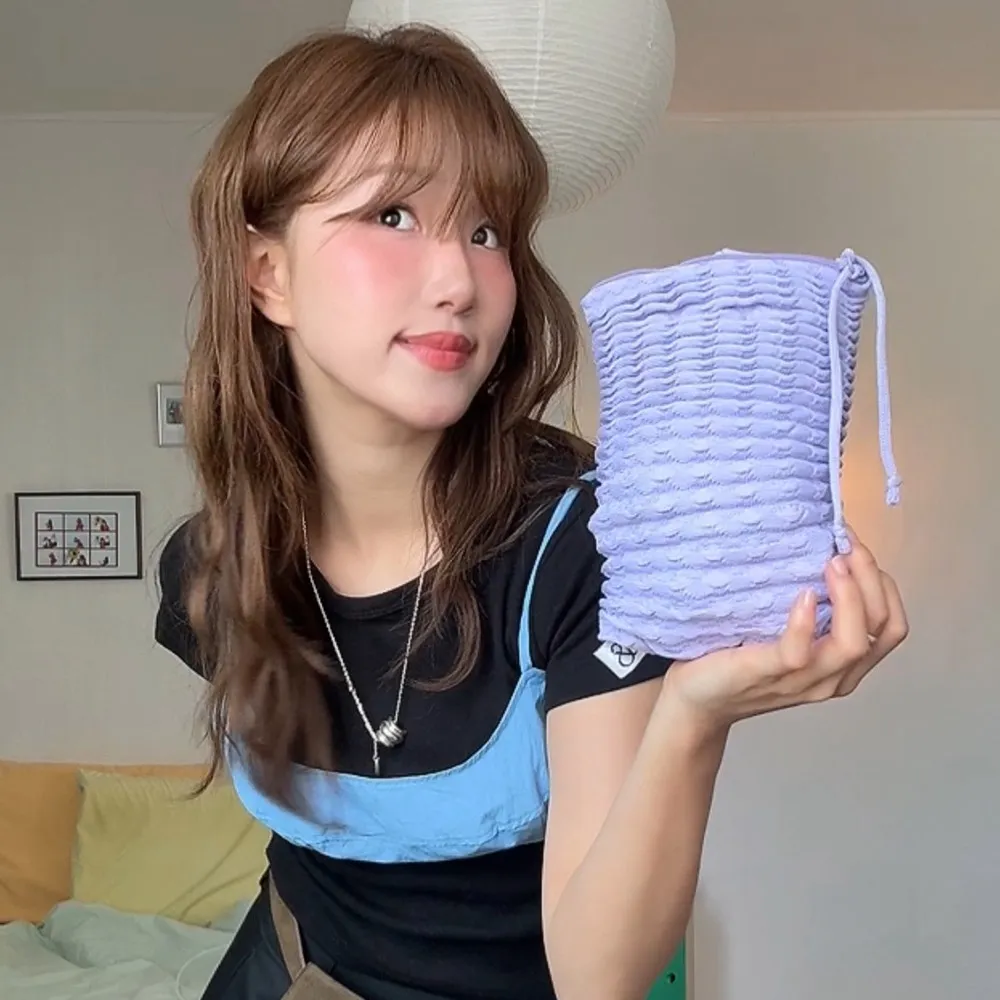 Blow Flow Knit Pouch M (ALL) - 감도 깊은 취향 셀렉트샵 29CM