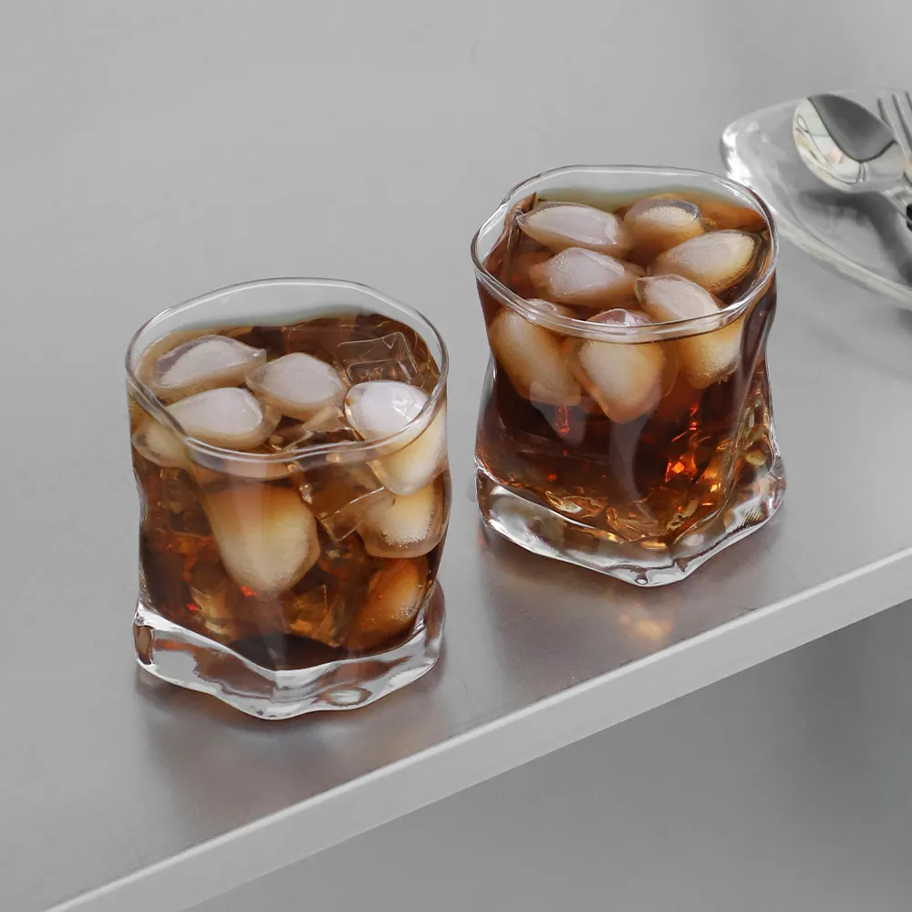 크럼블 카페 글라스 300ml 비정형 유리컵 - 감도 깊은 취향 셀렉트샵 29CM