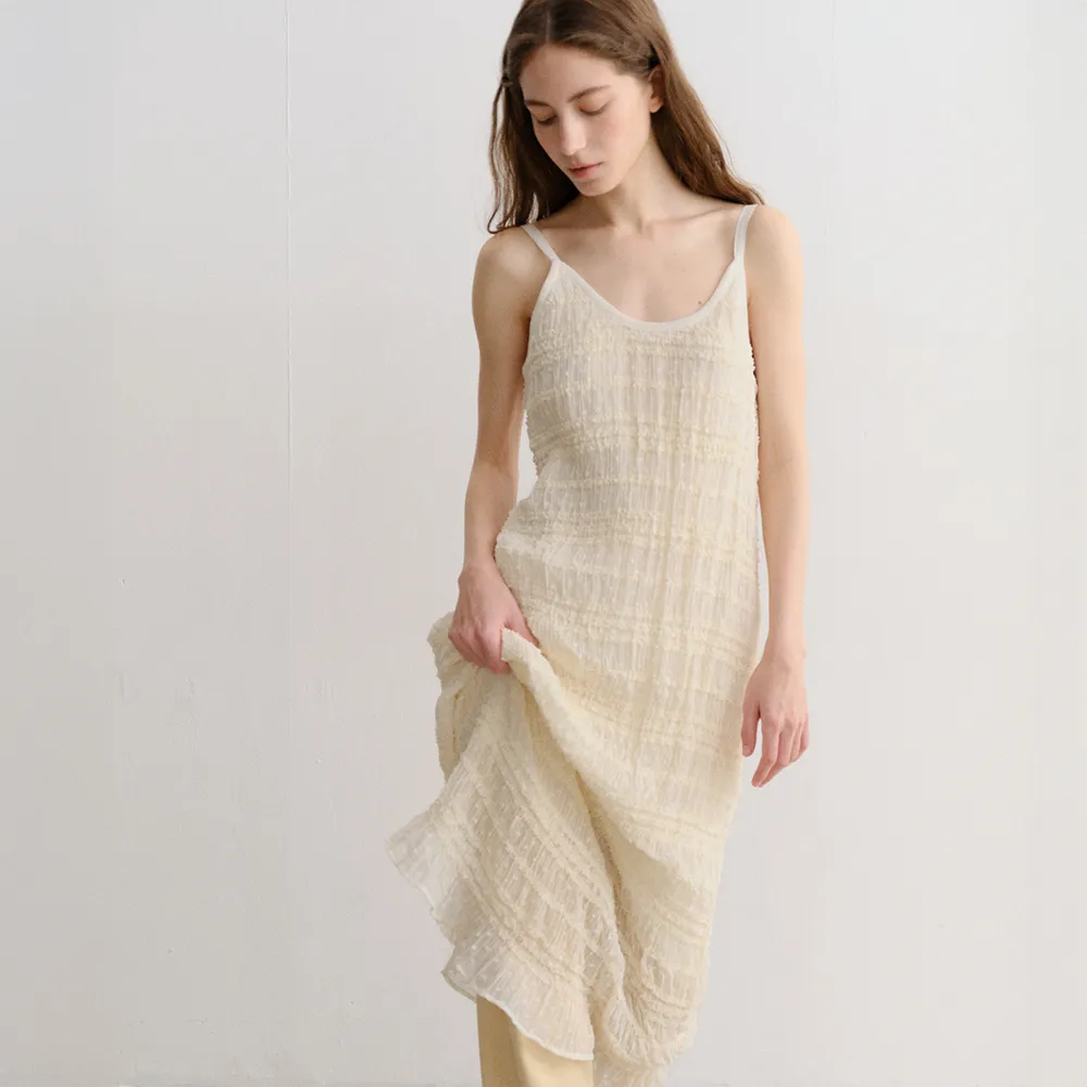 SMOCKING SLIP DRESS, CREAM - 감도 깊은 취향 셀렉트샵 29CM