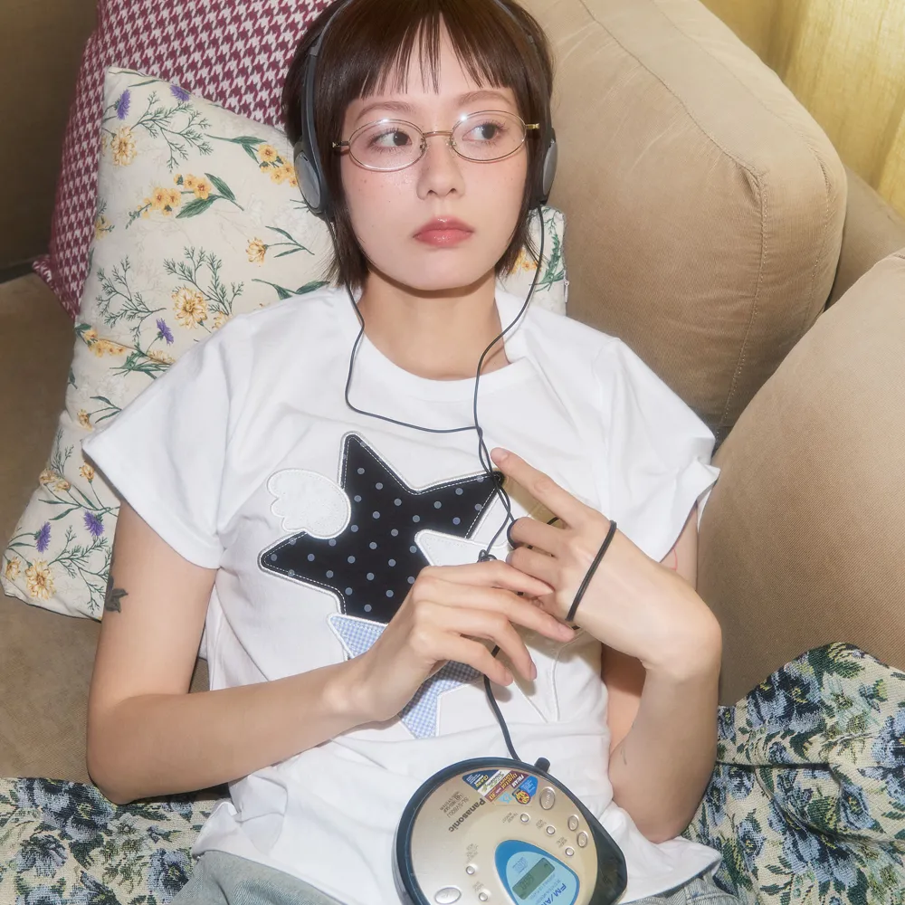 MIX STAR ANGEL PATCH TEE (WHITE) F25QB117 - 감도 깊은 취향 셀렉트샵 29CM