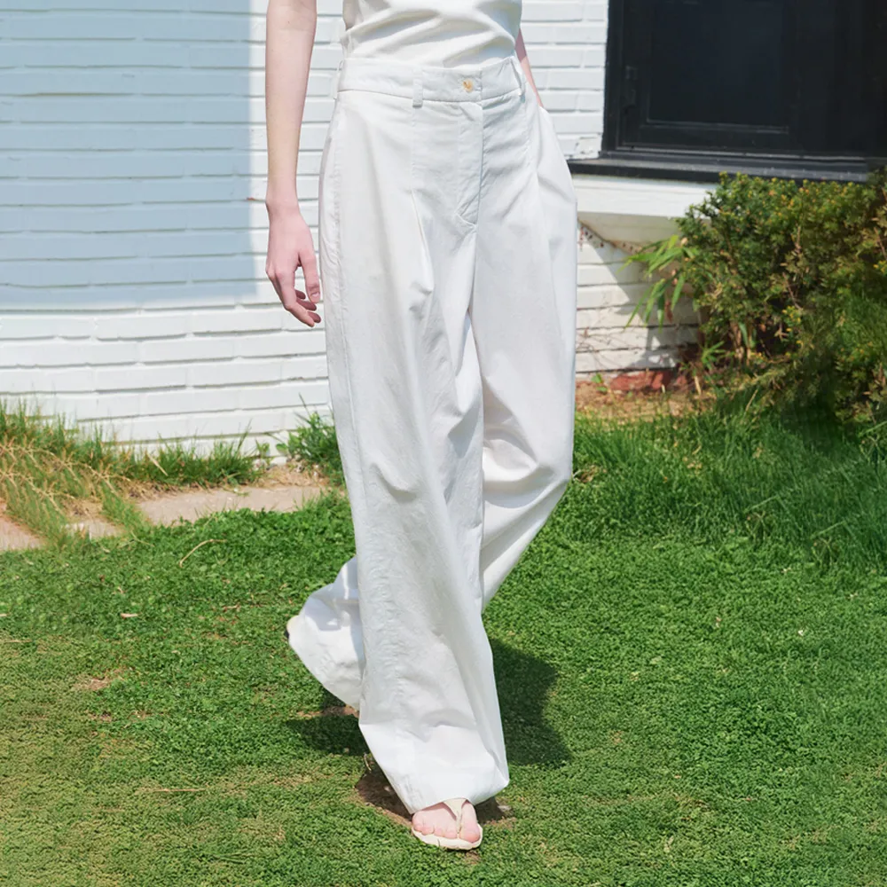 SUMMER ESSENTIAL ONE-TUCK PANTS (WHITE) - 감도 깊은 취향 셀렉트샵 29CM