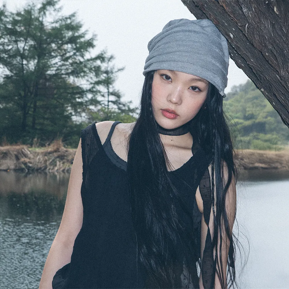OVERSIZED GLITTER BEANIE [GREY] - 감도 깊은 취향 셀렉트샵 29CM