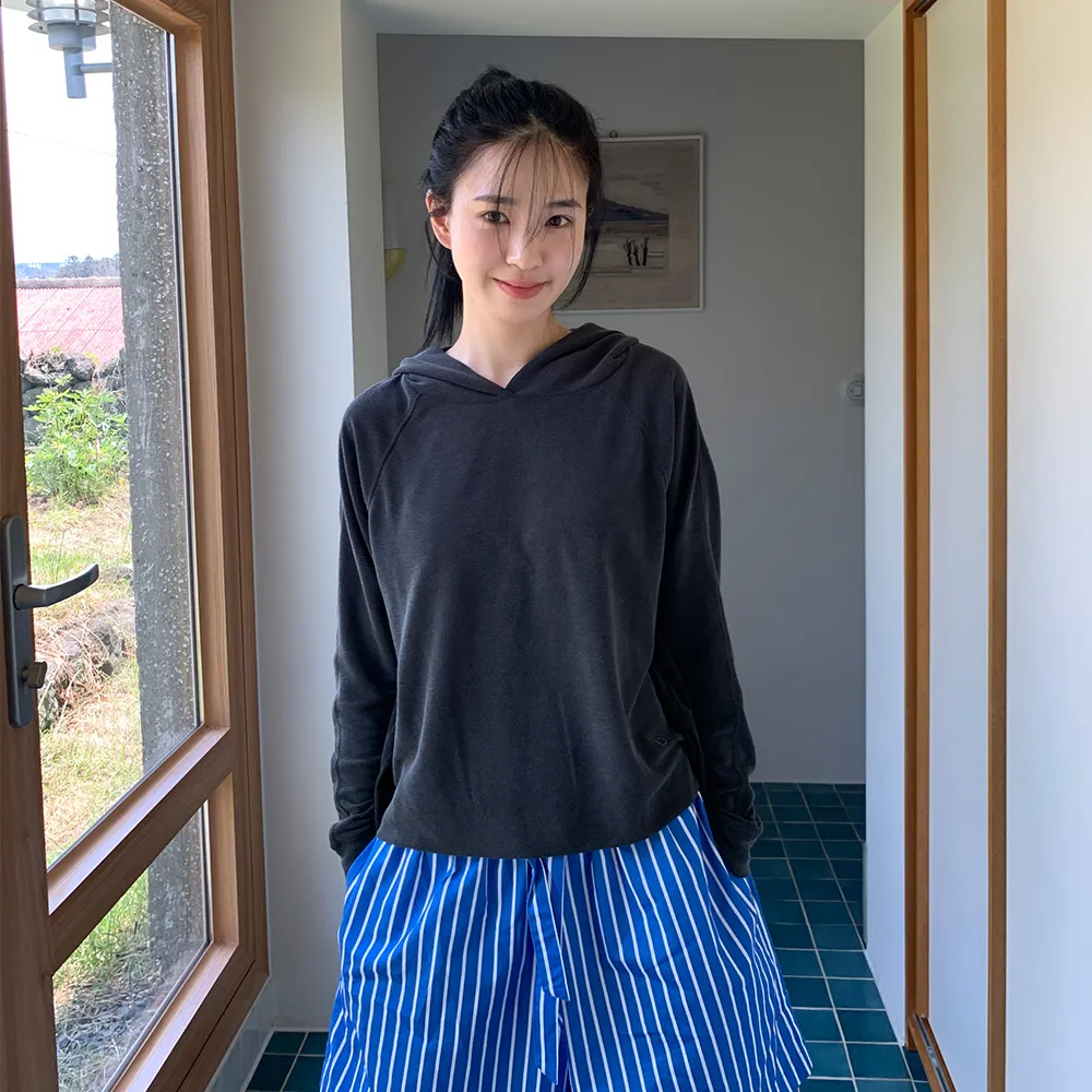 W 파구스 모달 후드 티셔츠 Dark Gray - 감도 깊은 취향 셀렉트샵 29CM