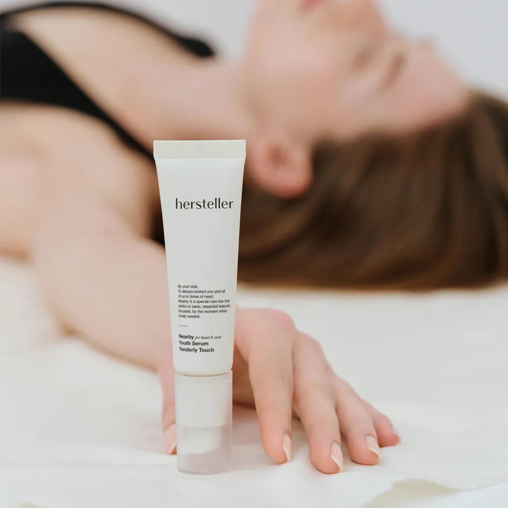 니어바이 포 핸드 앤 넥 유쓰 세럼 30ml (2종 택1) - 감도 깊은 취향 셀렉트샵 29CM