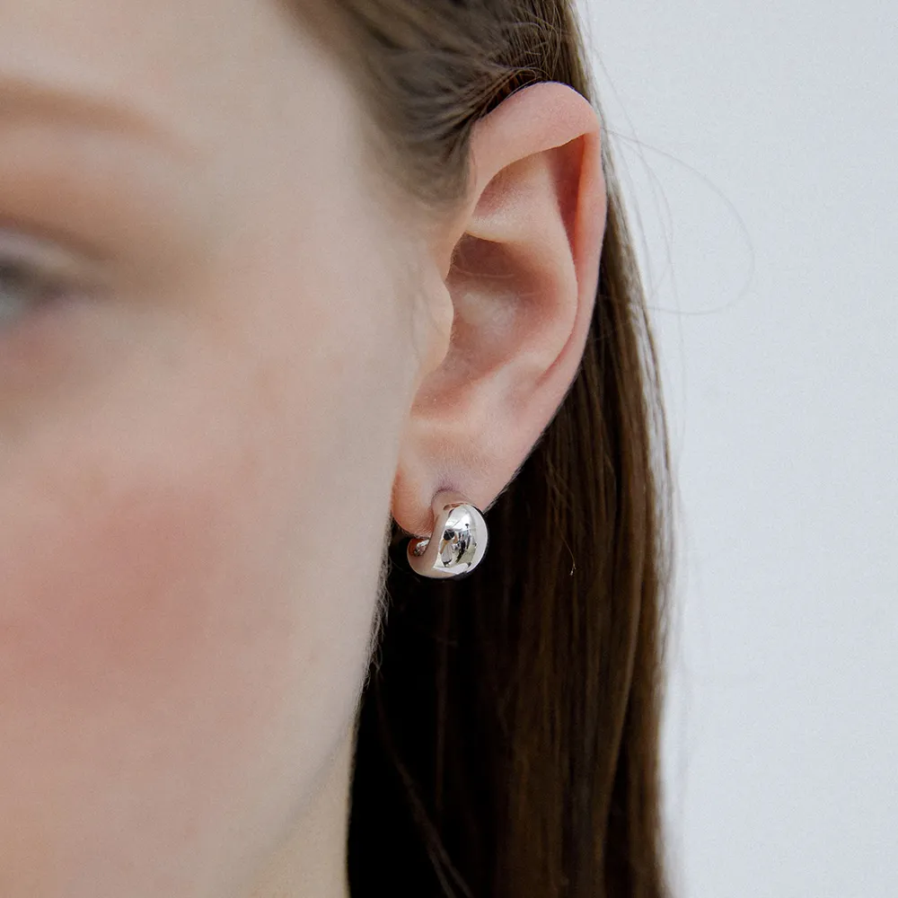 [아이유 착용] 3chain drop earring - 감도 깊은 취향 셀렉트샵 29CM