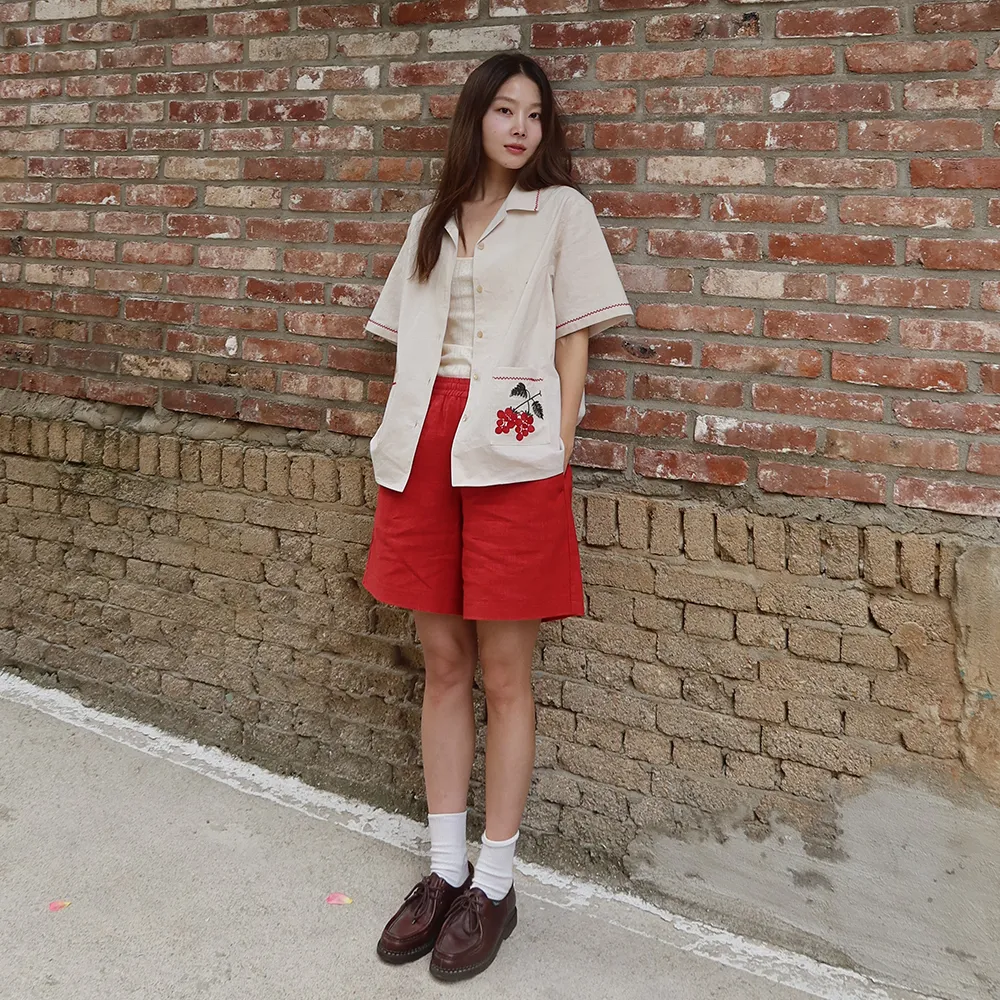 Raspberry Embroidery Shirt Beige_F252ST09 - 감도 깊은 취향 셀렉트샵 29CM