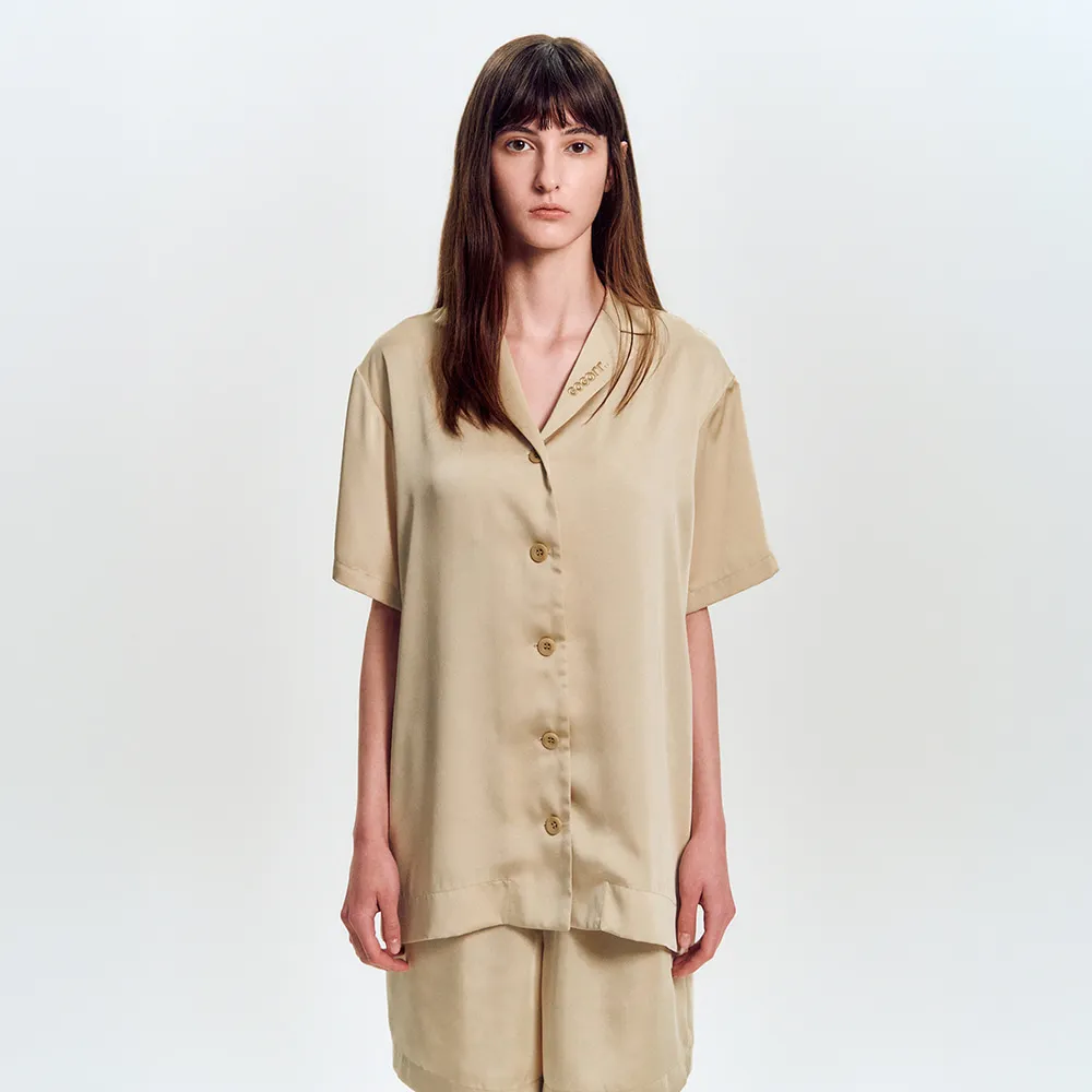 Satin Silky Open Half Shirt_Beige - 감도 깊은 취향 셀렉트샵 29CM