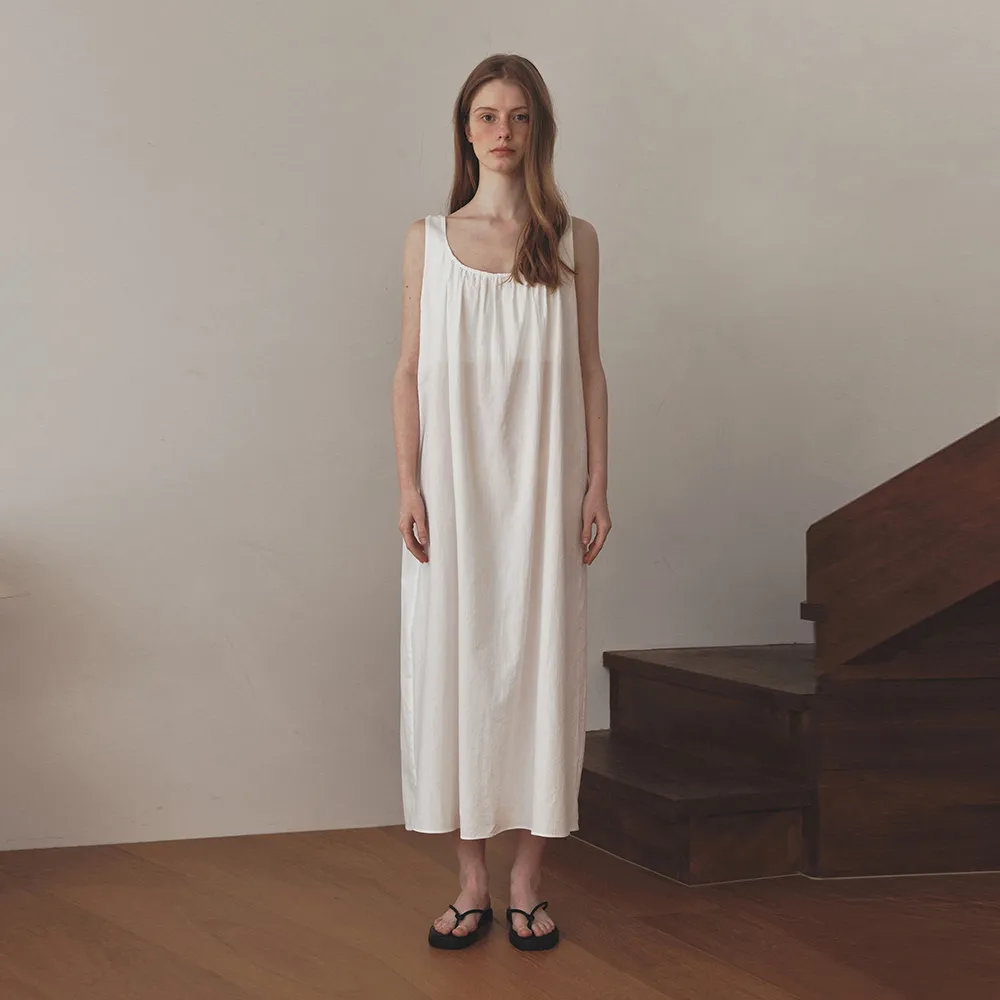 adel strap dress (2color) - 감도 깊은 취향 셀렉트샵 29CM