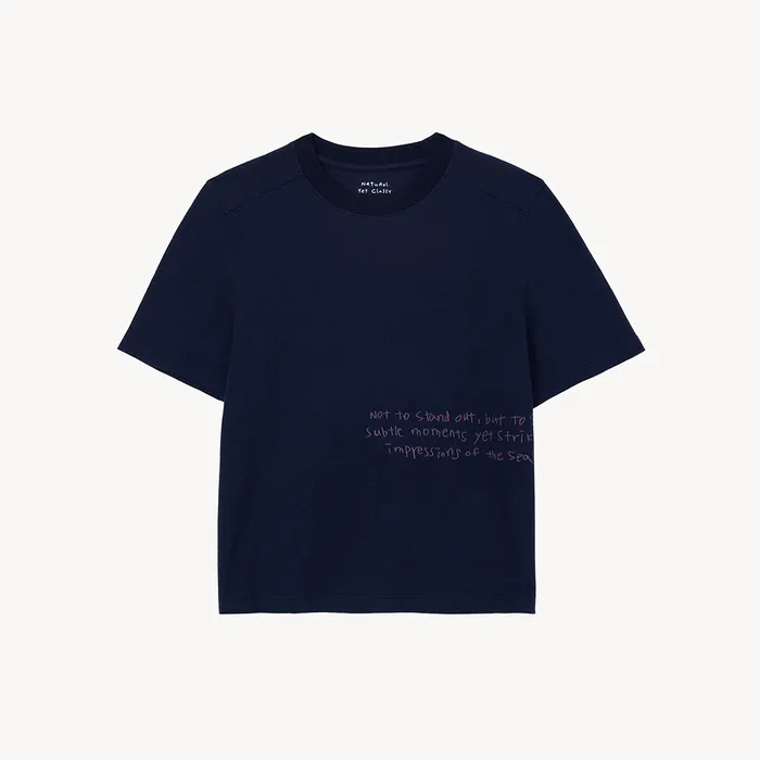 Floret T-shirt in Navy - 감도 깊은 취향 셀렉트샵 29CM
