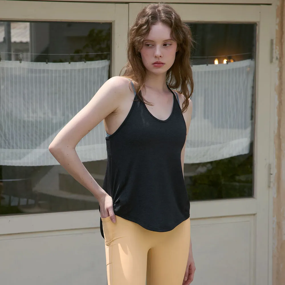 슬릿 홀터 슬리브리스 DEVI-TS0052-차콜 - 감도 깊은 취향 셀렉트샵 29CM