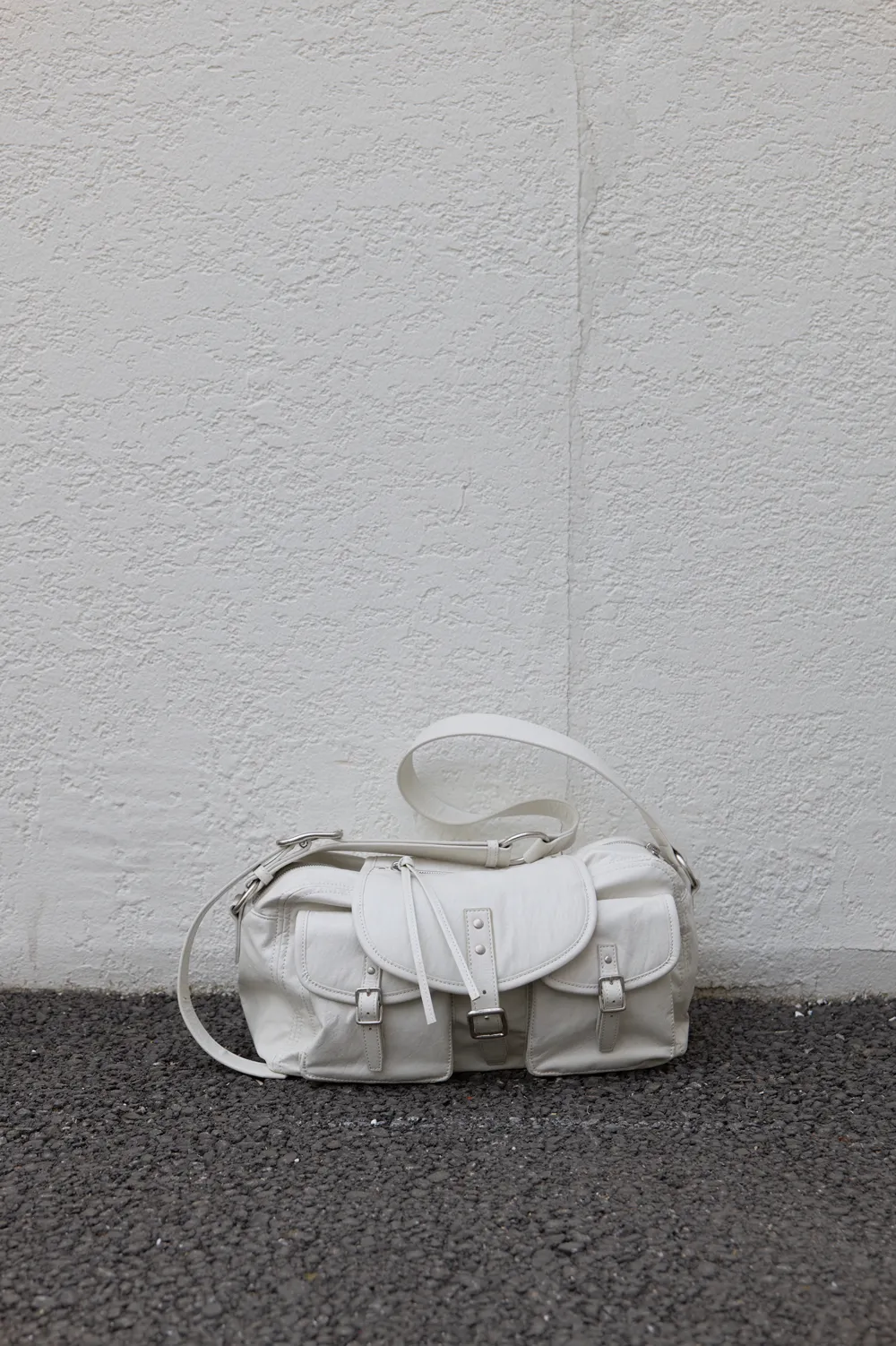 Debby Oung Biker Bag Ivory - 감도 깊은 취향 셀렉트샵 29CM