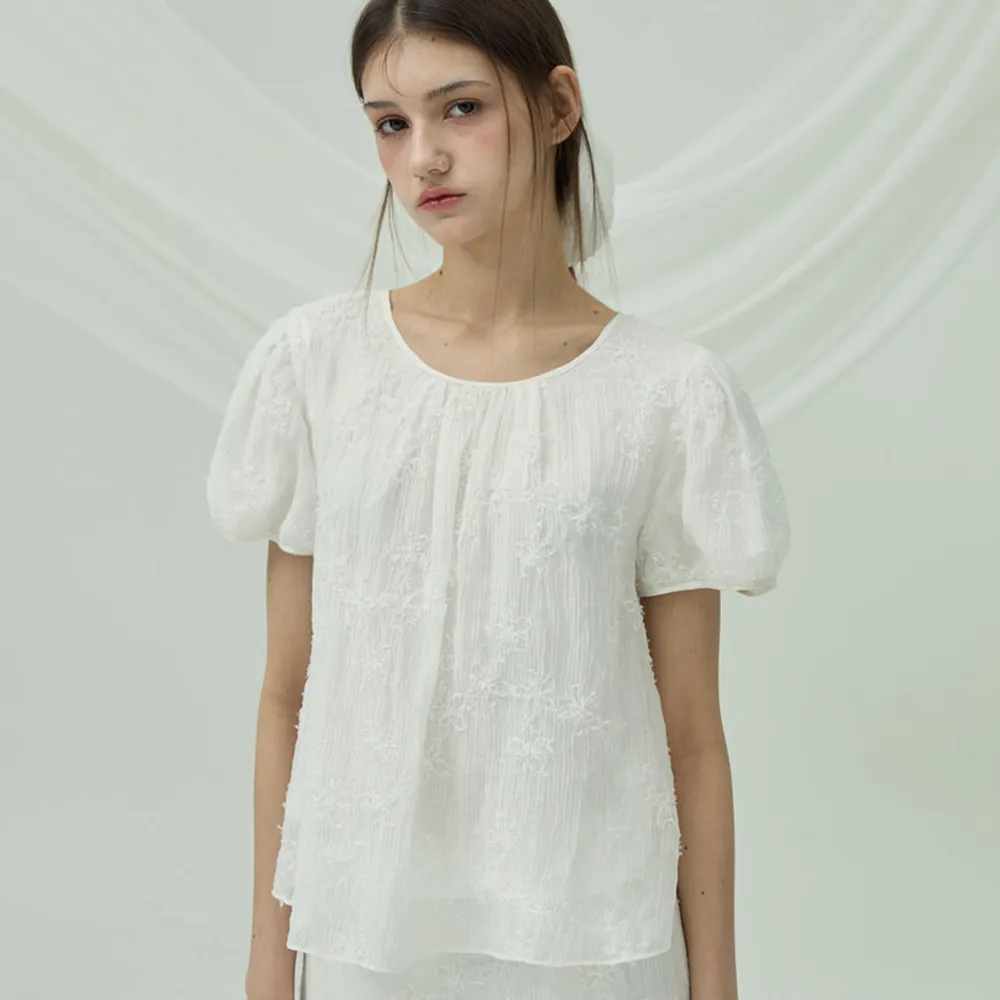 Flower Puff Blouse_T107_WHITE - 감도 깊은 취향 셀렉트샵 29CM