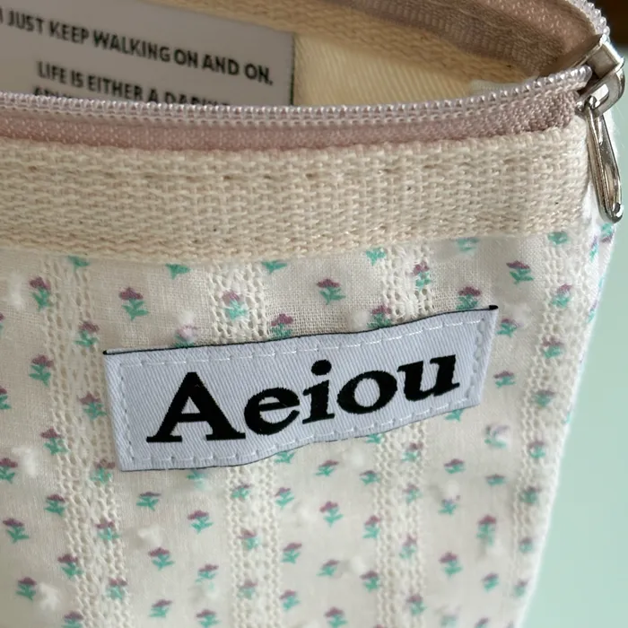 Aeiou Basic Pouch (M size) Pajama Purple Flower - 감도 깊은 취향 셀렉트샵 29CM