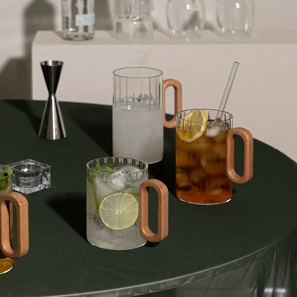 베이지 우드 핸들 3SET 내열 유리컵 (400ml+500ml+600ml) - 감도 깊은 취향 셀렉트샵 29CM