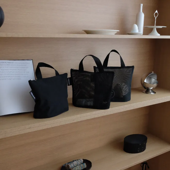 mesh stand handle zipper pouch - 감도 깊은 취향 셀렉트샵 29CM