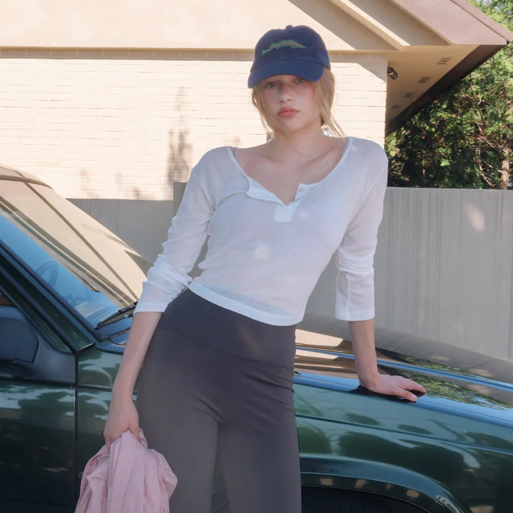 Flee button Top_Ivory - 감도 깊은 취향 셀렉트샵 29CM