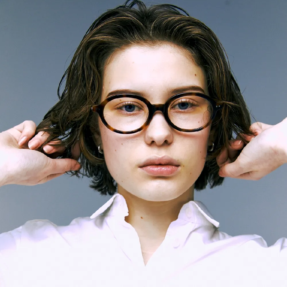 [덱스, 이동휘, 정해인님 착용] CLIFT 46 BK - 감도 깊은 취향 셀렉트샵 29CM