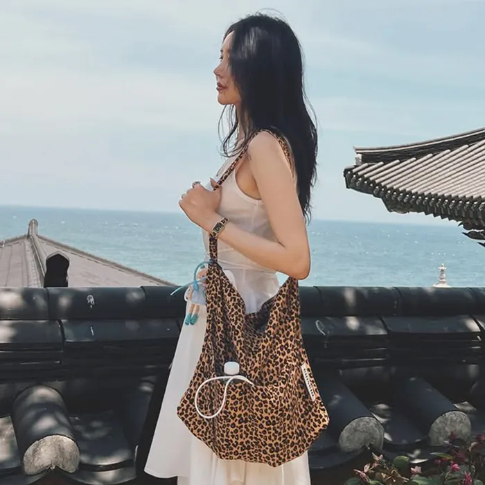 Rabbit eco bag_Leopard - 감도 깊은 취향 셀렉트샵 29CM