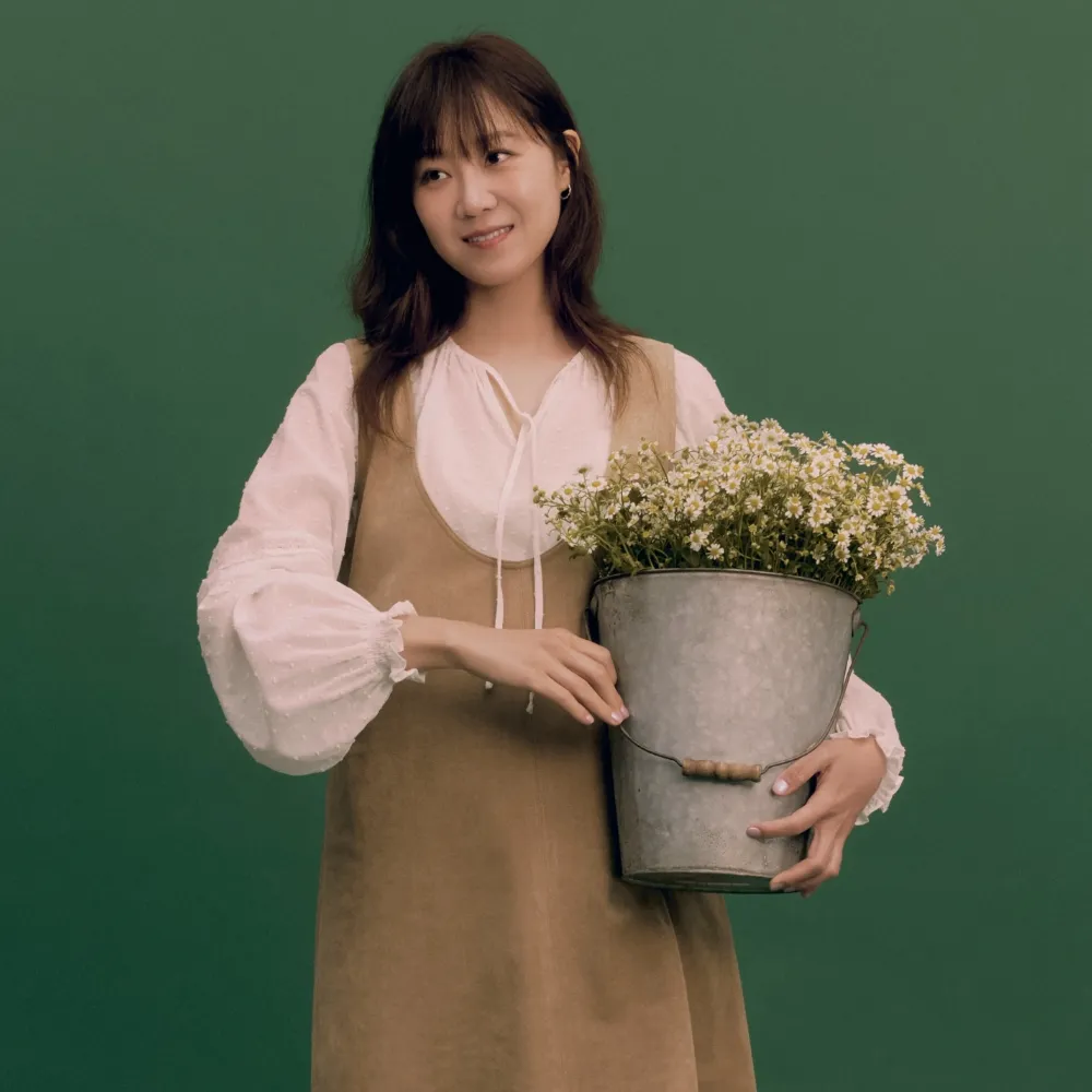 neck string ribbon blouse - white - 감도 깊은 취향 셀렉트샵 29CM