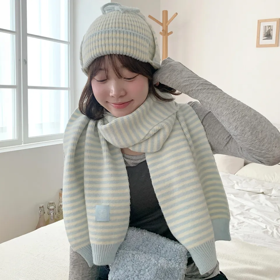 [수빈PICK] swoony stripe muffler_2 colors - 감도 깊은 취향 셀렉트샵 29CM