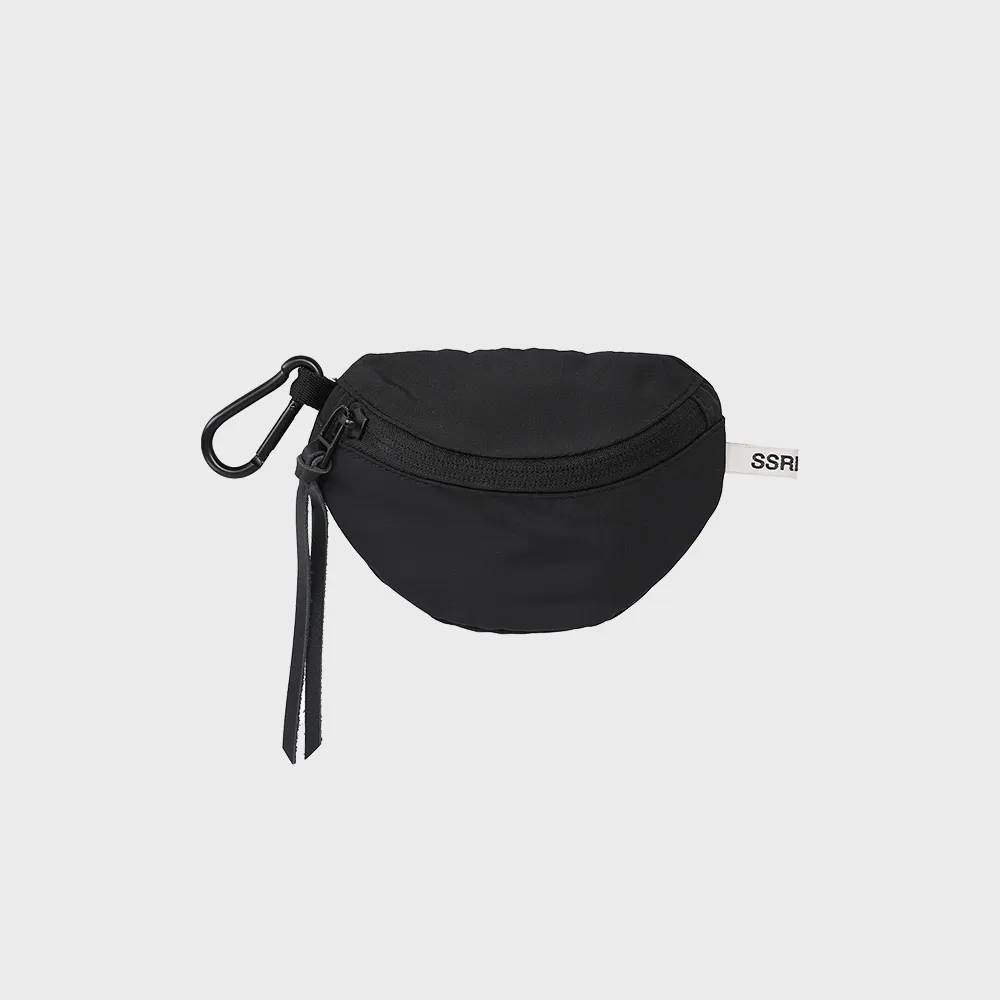 Half Moon Pouch / Black - 감도 깊은 취향 셀렉트샵 29CM