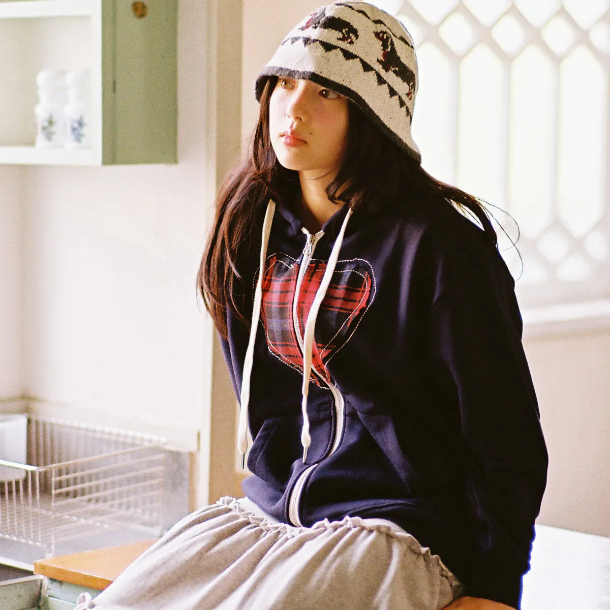 heart patch HD ZIP-UP(NAVY) - 감도 깊은 취향 셀렉트샵 29CM