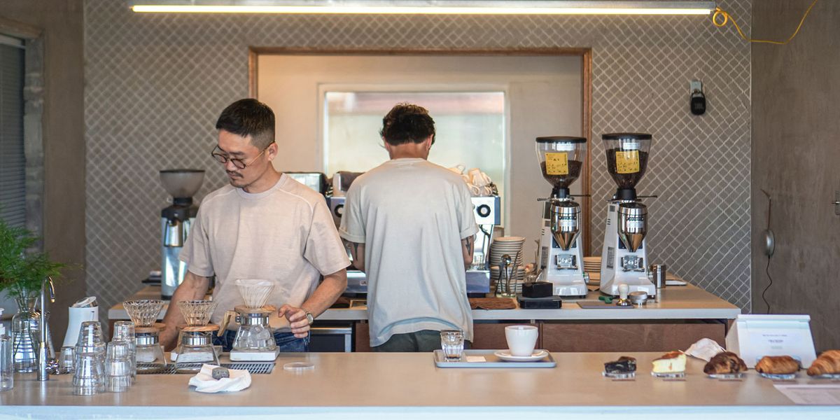 크래커스 커피 로스터스(CRACKERS COFFEE ROASTERS) - 감도 깊은 취향 셀렉트샵 29CM