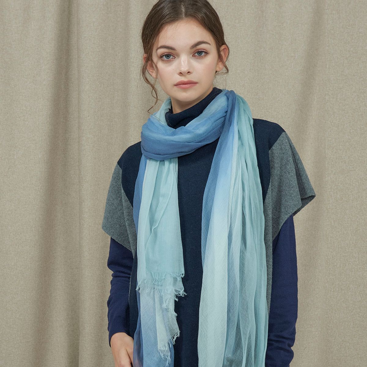 WOOL GRA MUFFLER BLUE+MINT - 감도 깊은 취향 셀렉트샵 29CM