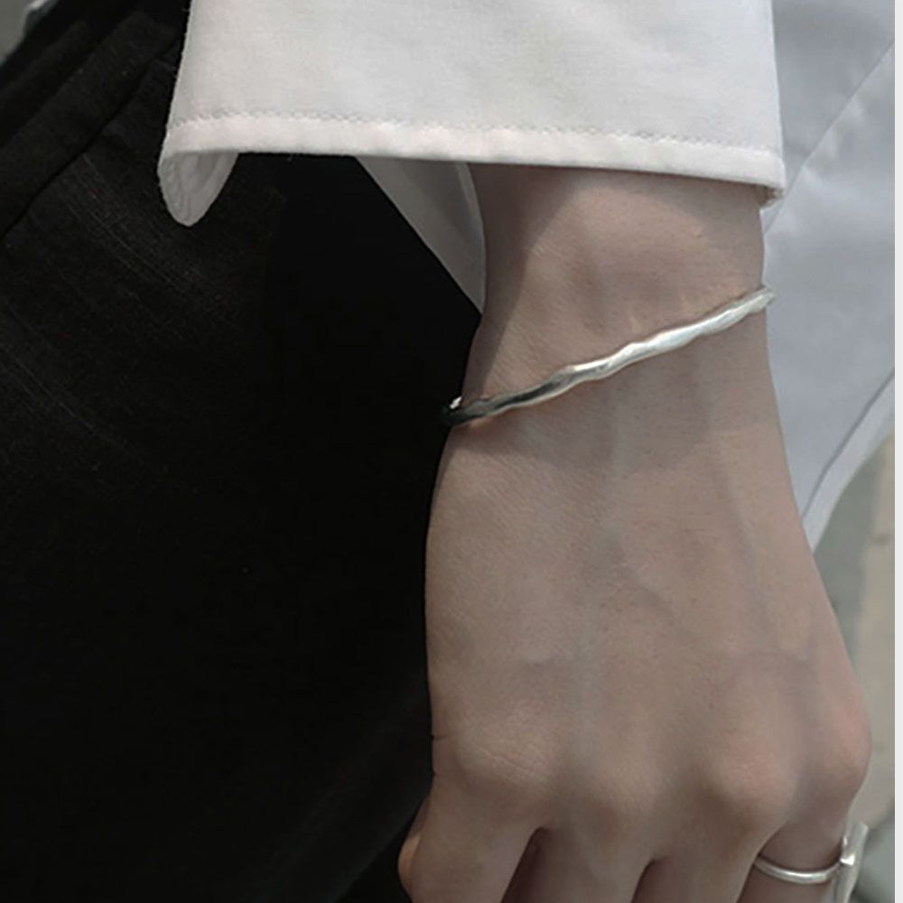 heumuri bangle - 감도 깊은 취향 셀렉트샵 29CM