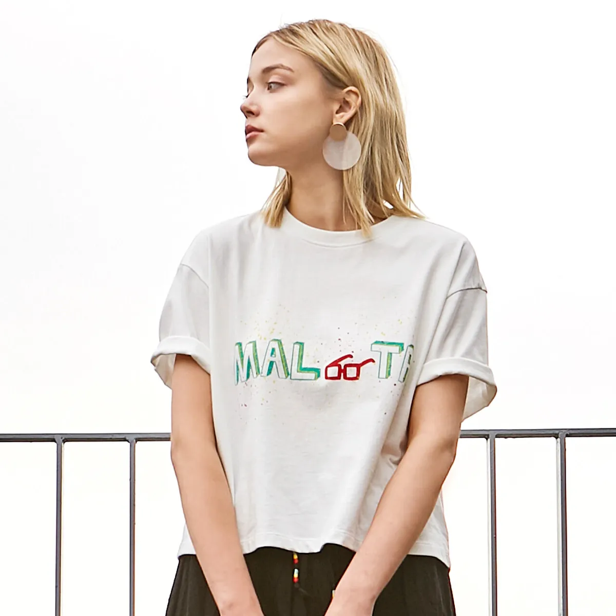 MALTA CROP T-SHIRTS WHITE - 감도 깊은 취향 셀렉트샵 29CM