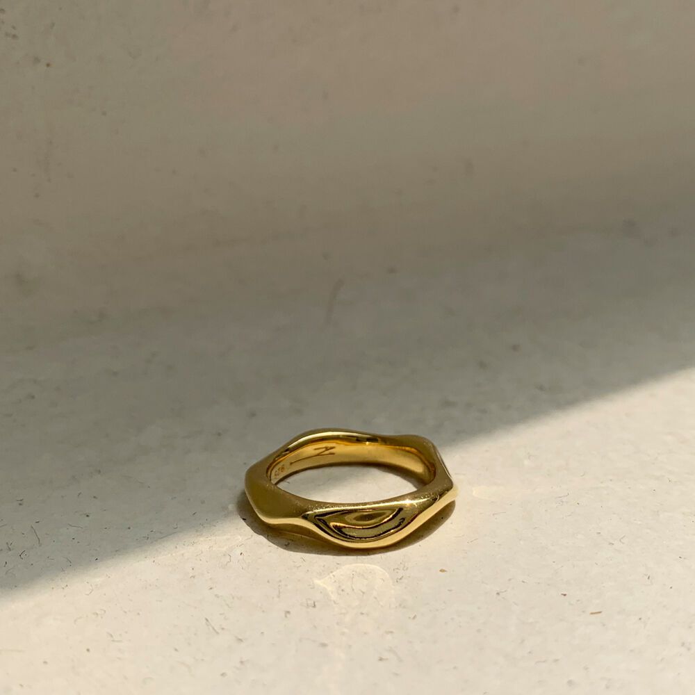 Wave Bold Ring (2color) - 감도 깊은 취향 셀렉트샵 29CM