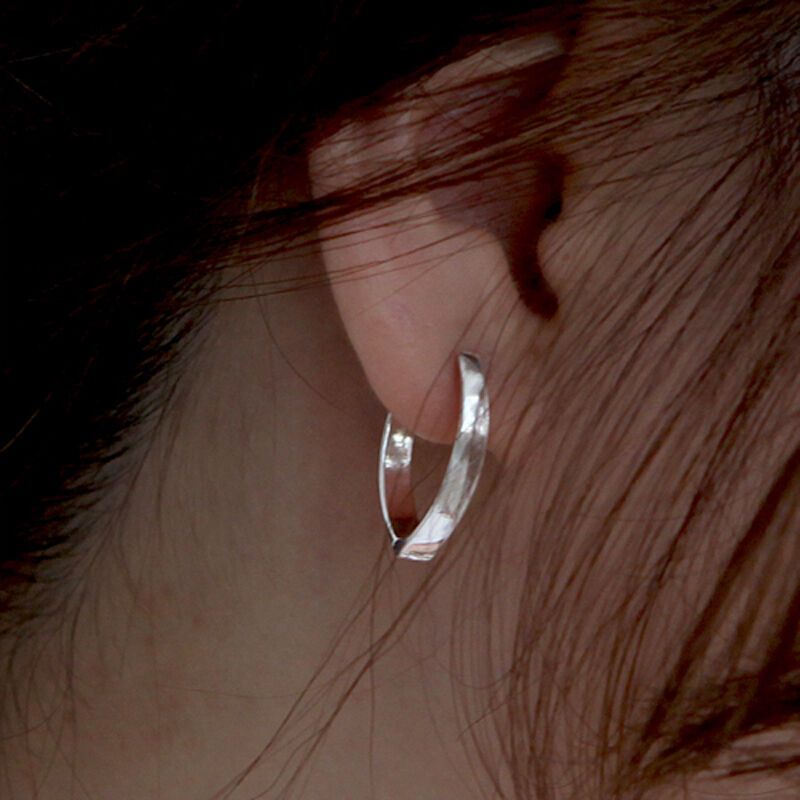 SHARP EARRING - 감도 깊은 취향 셀렉트샵 29CM