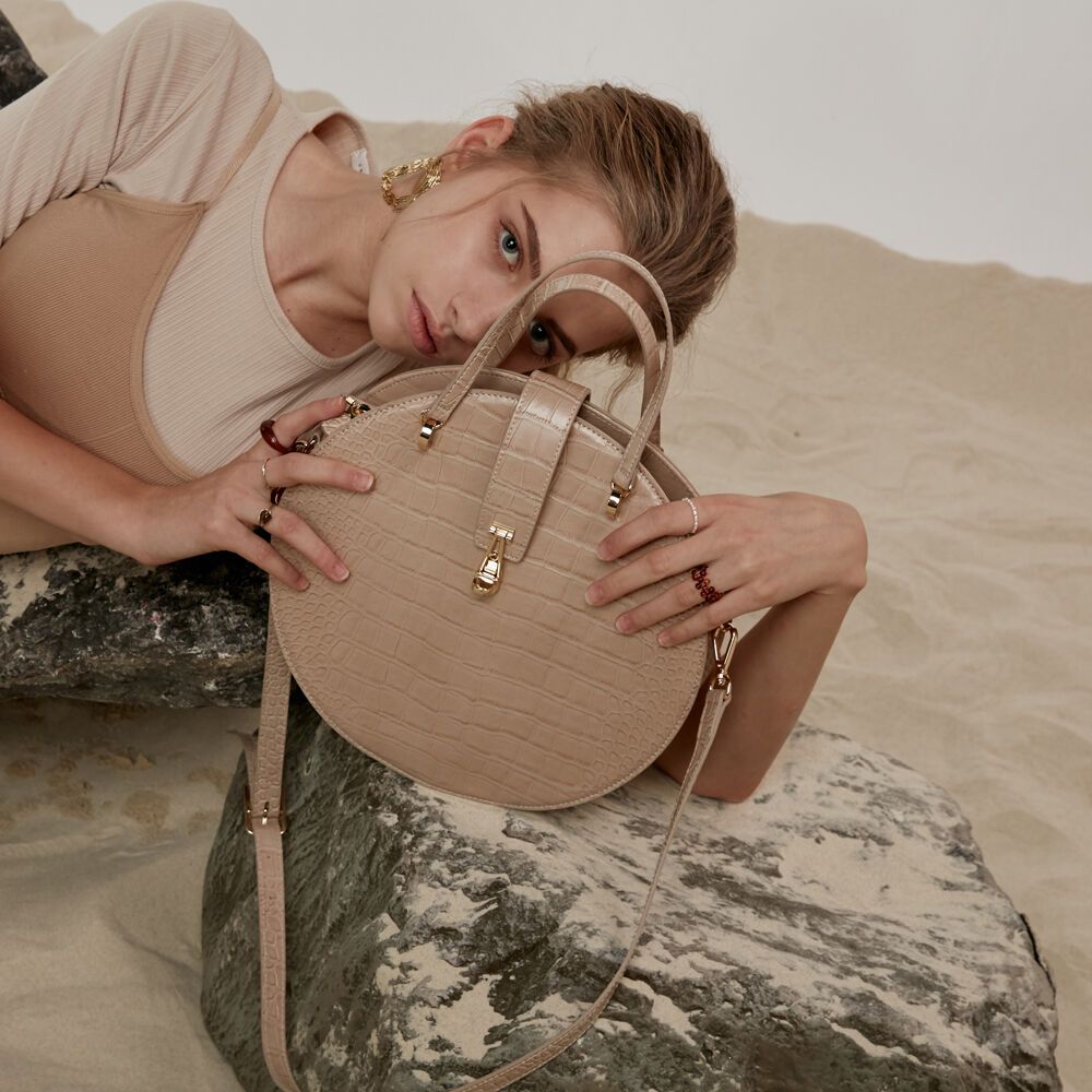 에이오르 LUNA_베이지 INJ7ABG500 - 감도 깊은 취향 셀렉트샵 29CM