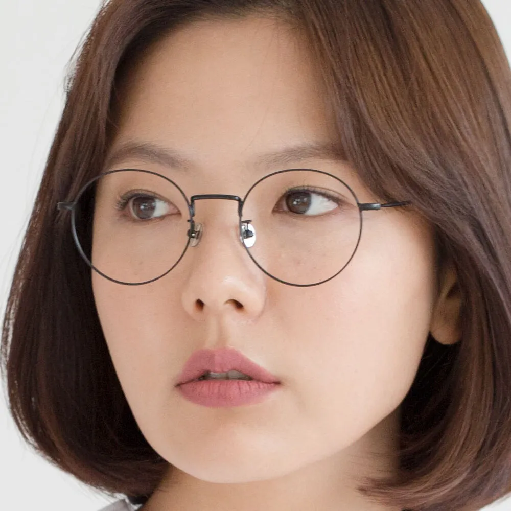 9g 초경량 베타티타늄 동글이 안경테 PLAIN B1039 3color - 감도 깊은 취향 셀렉트샵 29CM
