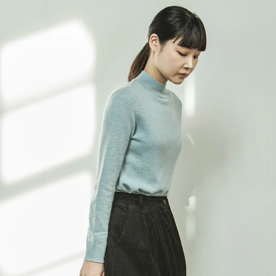 CASHMERE HALF TURTLENECK SKYBLUE KNIT - 감도 깊은 취향 셀렉트샵 29CM
