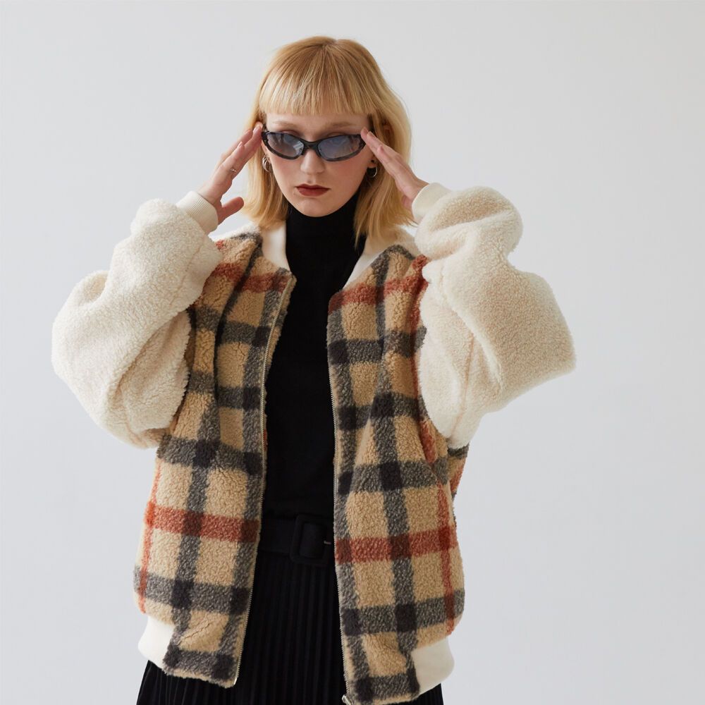 [Acente] Check Beige Borg Fur Jacket - 감도 깊은 취향 셀렉트샵 29CM