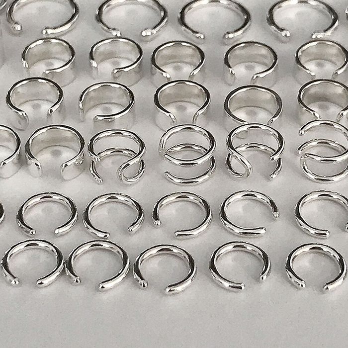 Basic line earcuff - 감도 깊은 취향 셀렉트샵 29CM