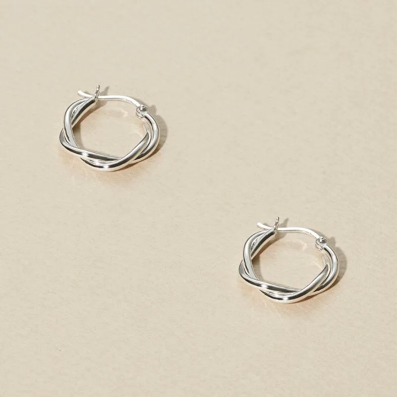 실버귀걸이 925실버 이어링 TWIST CIRCLE EARRING 예원 이영은 임화영 - 감도 깊은 취향 셀렉트샵 29CM