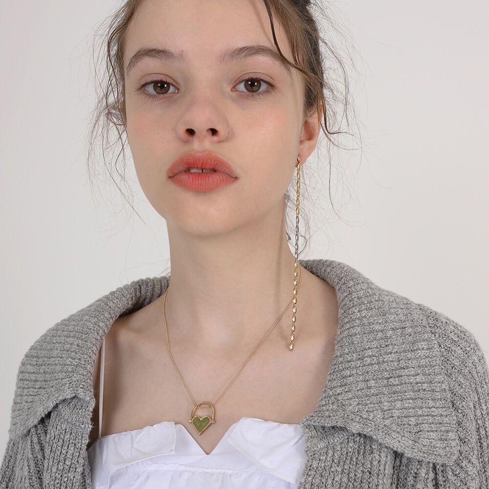 ruby heart necklace_gold - 감도 깊은 취향 셀렉트샵 29CM