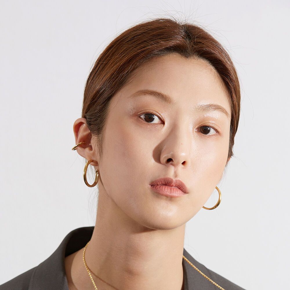 thin hoop earring gold - 감도 깊은 취향 셀렉트샵 29CM