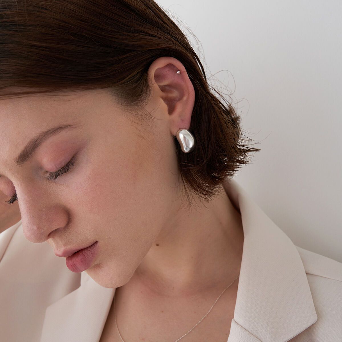 Flection & Connection - Earring 09 - 감도 깊은 취향 셀렉트샵 29CM